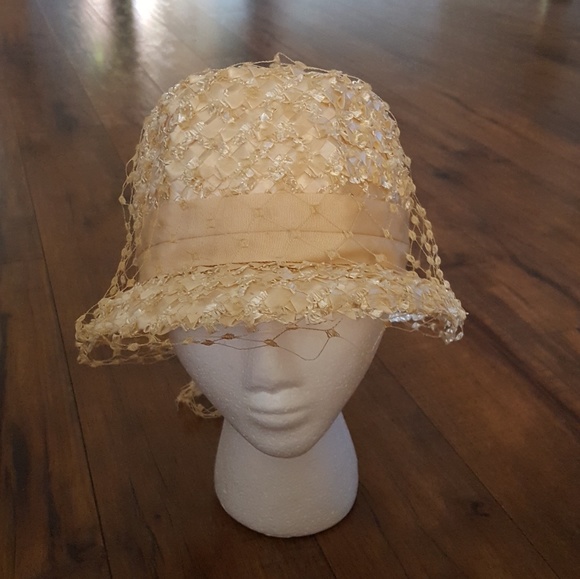 Vintage | Accessories | Vintage Netted Veil Tan Fez Hat | Poshmark